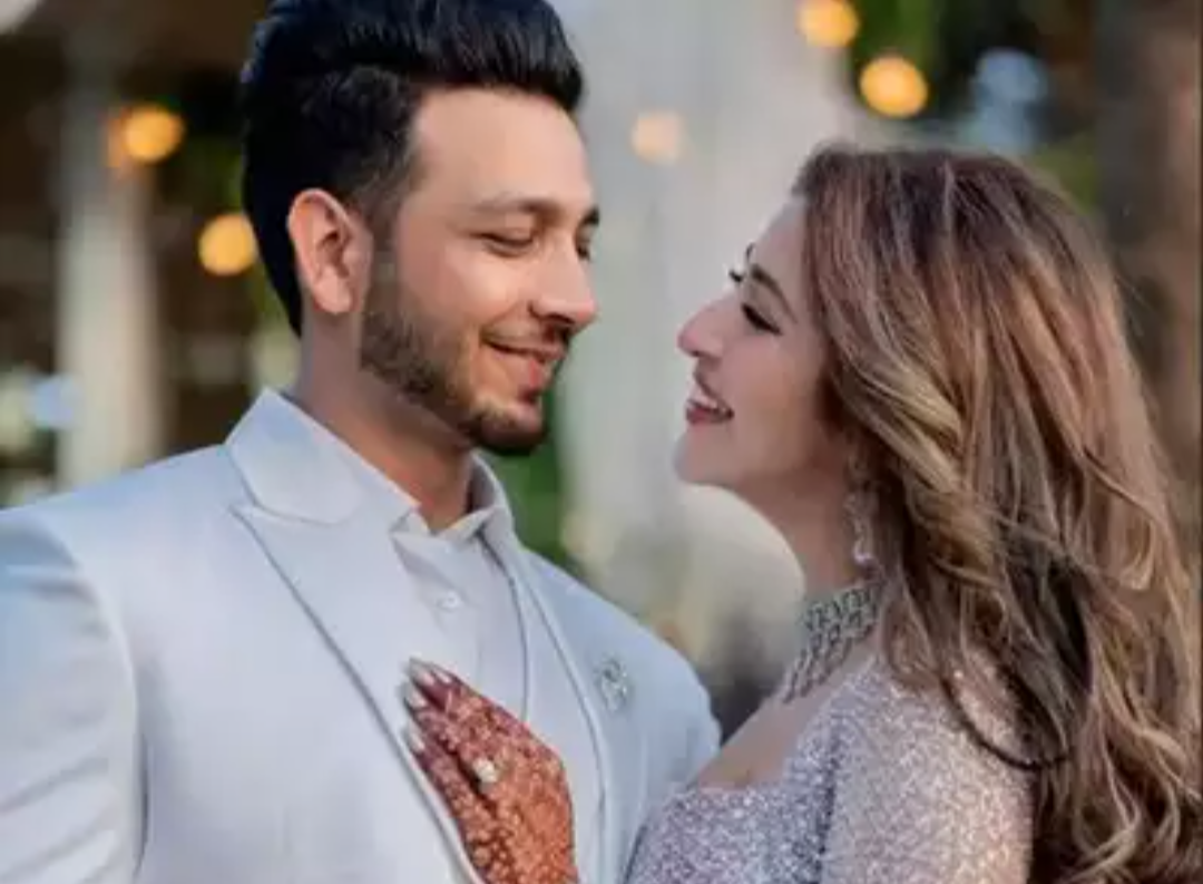 Devon Ke Dev Mahadev actor Sonarika Bhadoria shares pictures from roka ...